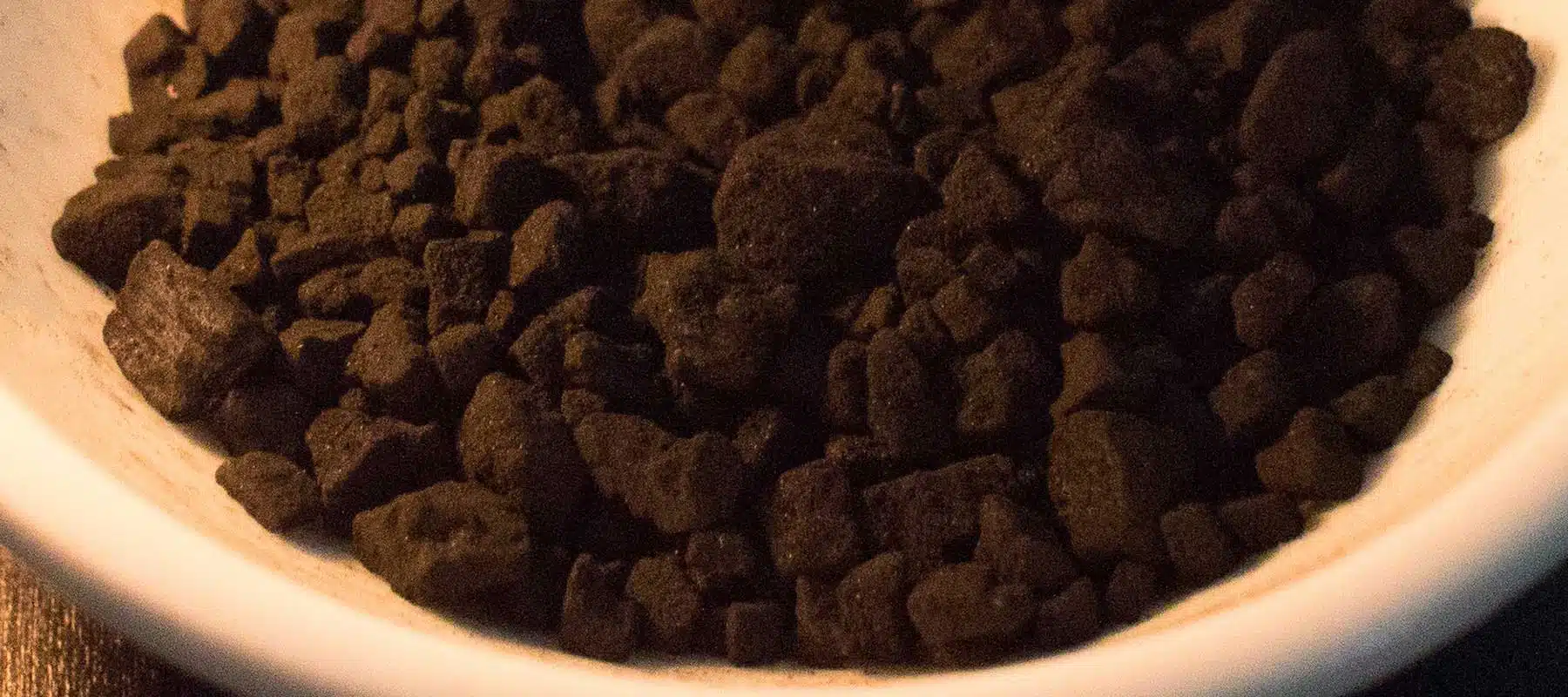 Magische Zutaten: Schwarzes Salz | Practical Magic Magazin